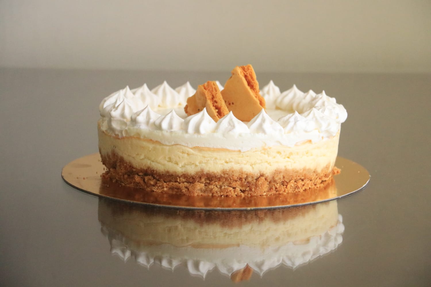 LUXURY CHEESECAKE – Chocolate Ball